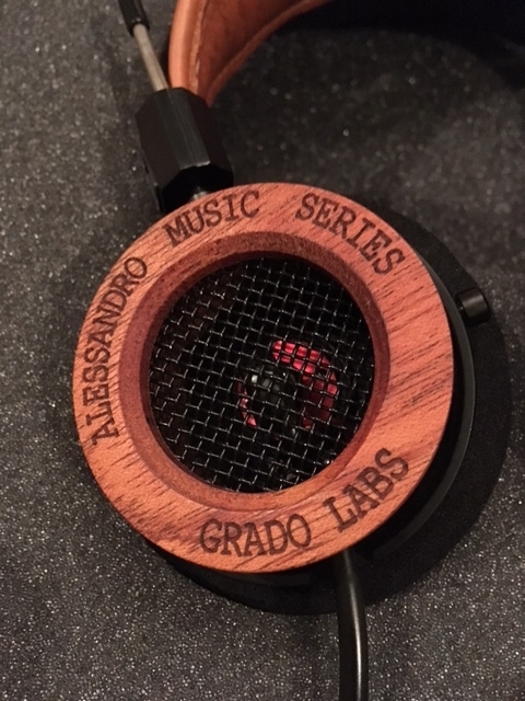 ขาย Alessandro MS-Pro e สภาพเหมือนใหม่ - เว็บบอร์ดหูฟังมั่นคง munkonggadget