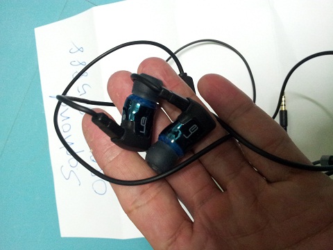 ขาย UE TF10 พร้อมสาย Ultimate Ears TF10vi ราคาสุดท้ายก่อนเก็บเข้ากรุ ...