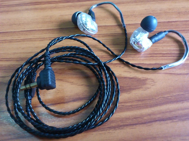 ขาย Shure SCL5 RC พร้อมสาย JH อุปกรณ์ครบ หรือแลกกับหูฟังอื่น - เว็บ ...