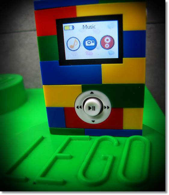 เครื่องเล่น MP3 ของ LEGO แท้ ๆ ความจุ 2 GB จอ LCD ของเล่นของสะสมสนุก ๆ ...