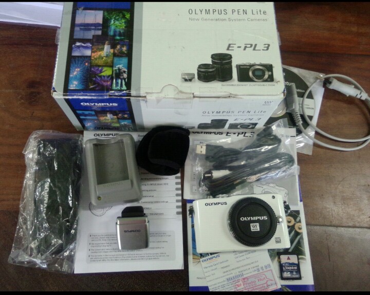 ขายกล้อง mirrorless ถูกๆ olympus e-pl3 สีขาวสภาพใหม่ ครบกล่อง เหลือประกัน เพียง 5500 บาท - เว็บ ...