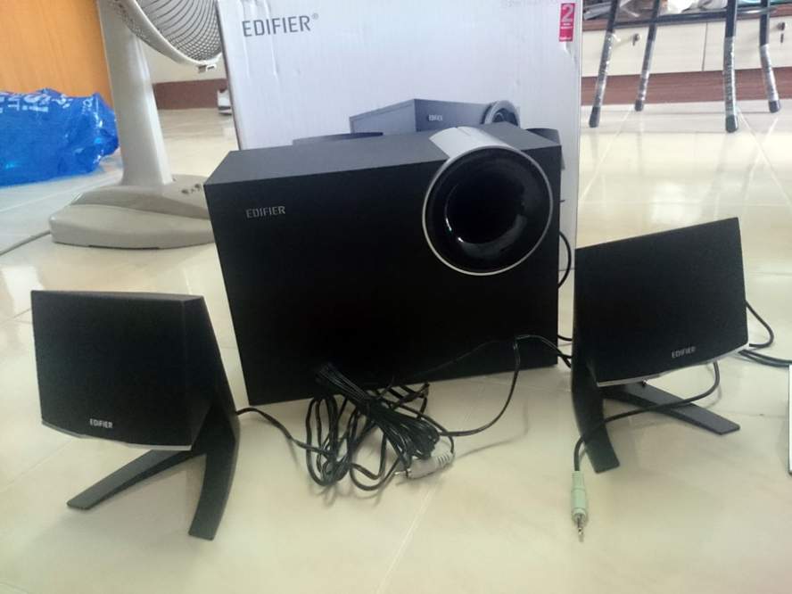 ลำโพง Edifier 2.1 Ch. รุ่น M1380 อายุ 3 เดือน 1600.- !! - เว็บบอร์ดหู ...