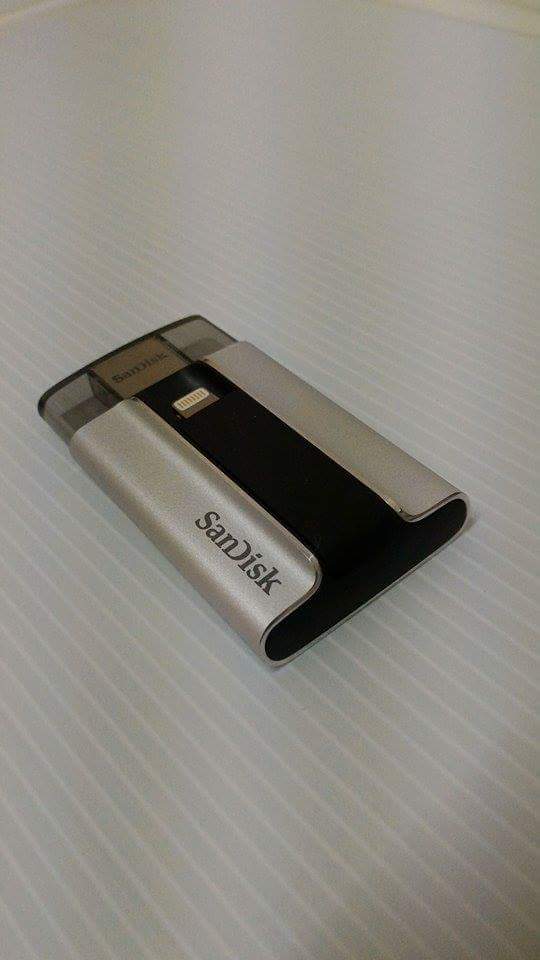ขาย iXpand Sandisk flash drive 16gb for iPhone iPad iPod 2200 บาท ...