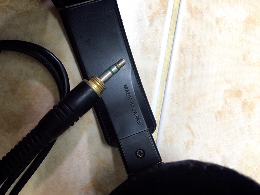 หูฟัง sony mdr-cd100 และ อะแด๊ปเตอร์ 3v,ที่ชาร์จแบตหมากหรั่ง,หูฟัง808 ...